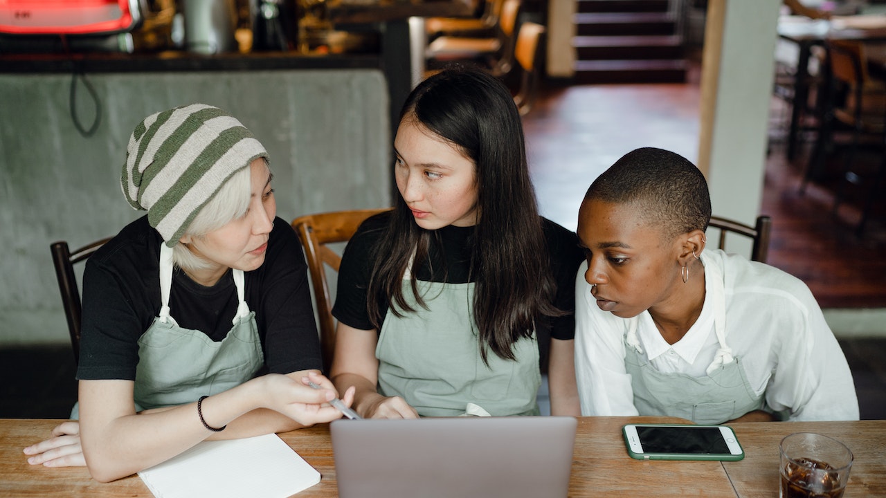 The Mechanics of Effectively Engaging Asian American Survey Panelists | ThinkNow